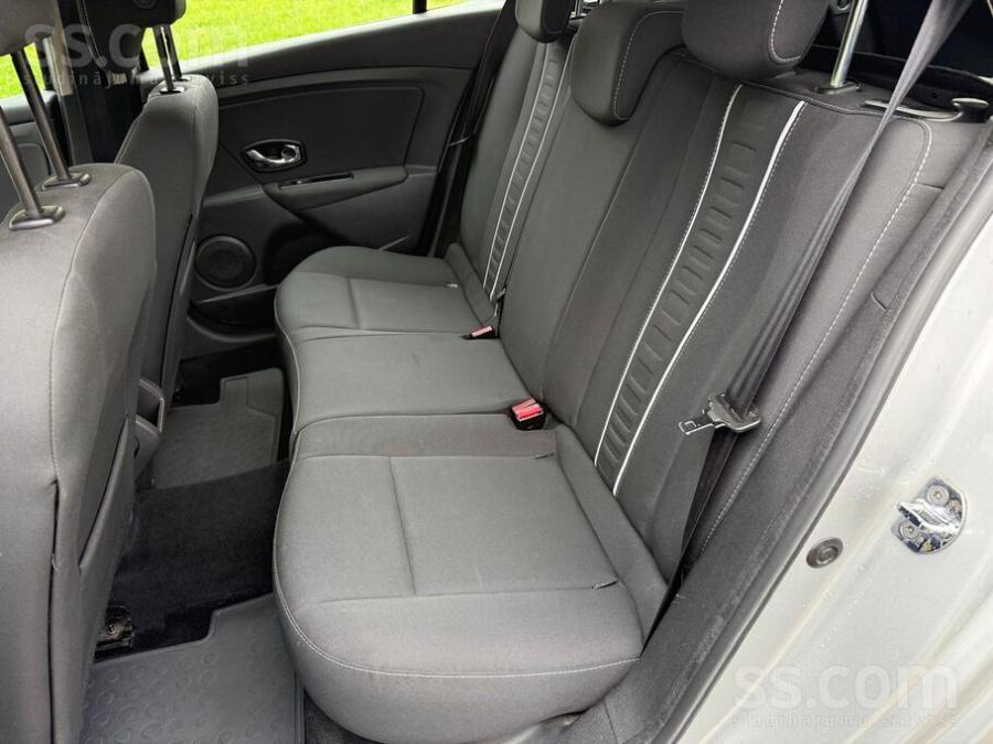Pelēks Renault Megane 2014 Rīga, ar dzinēja tilpumu 1.50 L un nobraukumu 121 tūkst. km par 5500 €, foto 10 vietnē AUTOMOTO.COM.LV