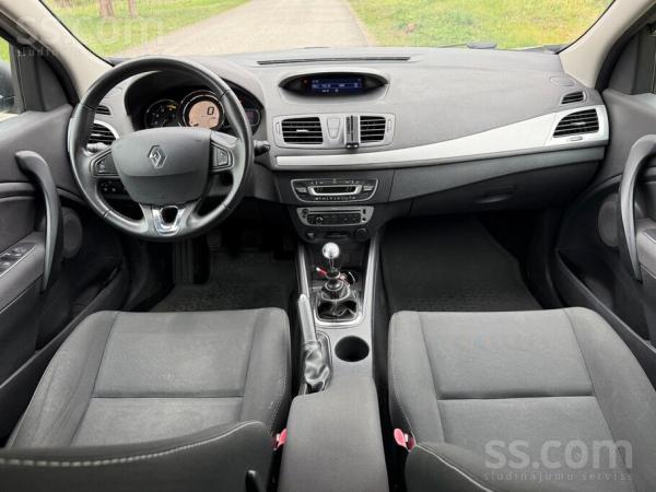 Pelēks Renault Megane 2014 Rīga, ar dzinēja tilpumu 1.50 L un nobraukumu 121 tūkst. km par 5500 €, foto 10 vietnē AUTOMOTO.COM.LV