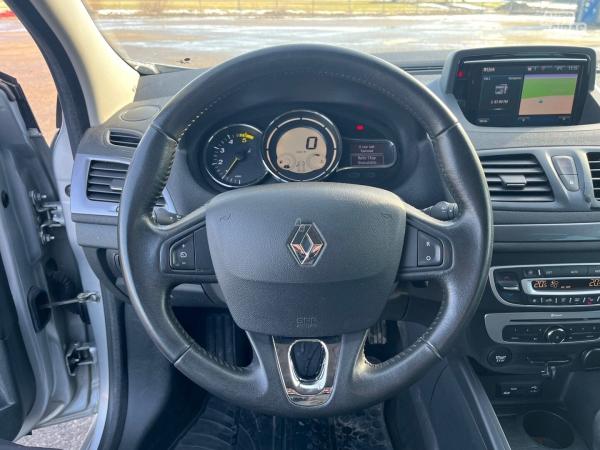 Pelēks Renault Megane 2015 Marijampole, ar dzinēja tilpumu 1.50 L un nobraukumu 191 tūkst. km par 4750 €, foto 9 vietnē AUTOMOTO.COM.LV