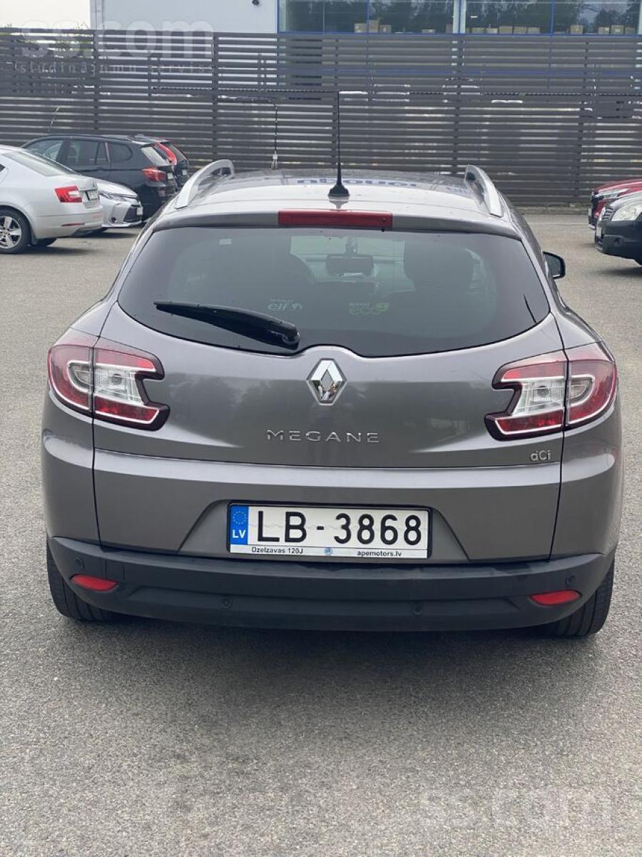 Pelēks Renault Megane 2015 Rīga, ar dzinēja tilpumu 1.50 L un nobraukumu 293 tūkst. km par 4200 €, foto 7 vietnē AUTOMOTO.COM.LV