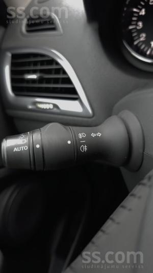 Grey Renault Megane 2015 in Daugavpils, with an engine capacity of 1.20 L and mileage of 260 thousand km for 3775 €, photo 29 on AUTOMOTO.COM.LV