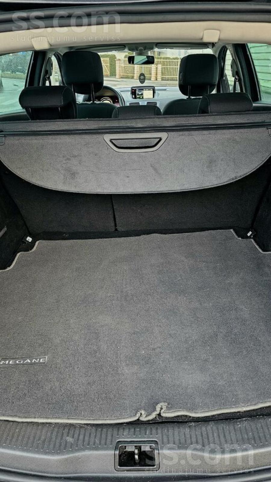 Grey Renault Megane 2015 in Daugavpils, with an engine capacity of 1.20 L and mileage of 260 thousand km for 3775 €, photo 35 on AUTOMOTO.COM.LV