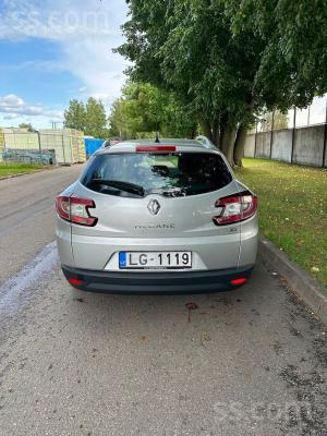 Pelēks Renault Megane 2015 Rīga, ar dzinēja tilpumu 1.50 L un nobraukumu 182 tūkst. km par 3990 €, foto 5 vietnē AUTOMOTO.COM.LV