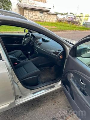 Pelēks Renault Megane 2015 Rīga, ar dzinēja tilpumu 1.50 L un nobraukumu 182 tūkst. km par 3990 €, foto 10 vietnē AUTOMOTO.COM.LV