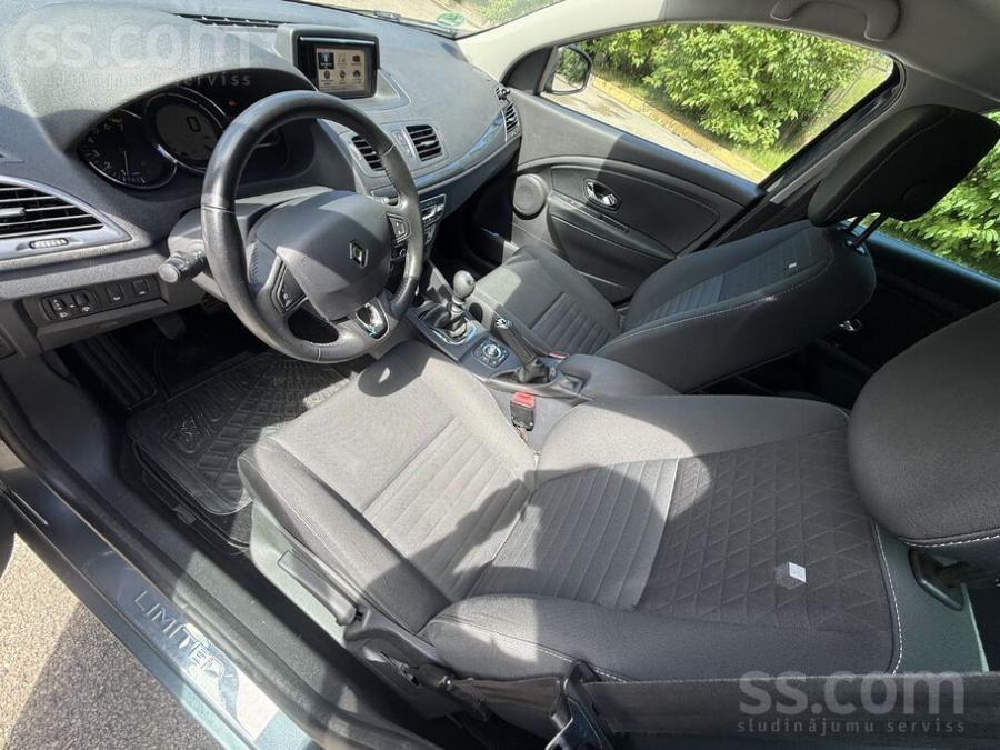 Pelēks Renault Megane 2015 Rīga, ar dzinēja tilpumu 1.20 L un nobraukumu 189 tūkst. km par 4370 €, foto 9 vietnē AUTOMOTO.COM.LV