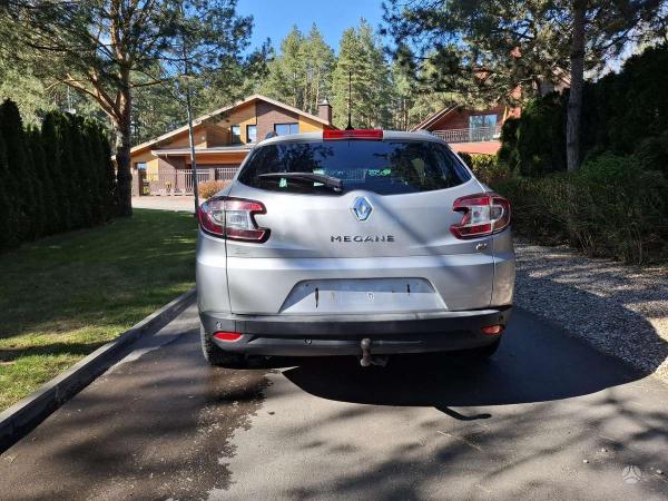 Grey Renault Megane 2015 in Vilnius, with an engine capacity of 1.46 L and mileage of 220 thousand km for 4350 €, photo 4 on AUTOMOTO.COM.LV