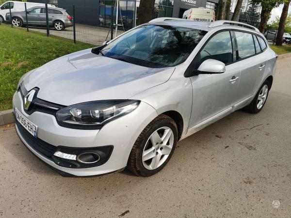 Grey Renault Megane 2015 in Kaunas, with an engine capacity of 1.46 L and mileage of 250 thousand km for 3950 €, photo 1 on AUTOMOTO.COM.LV