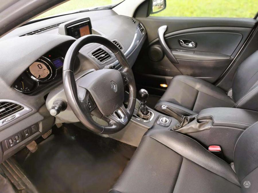 Grey Renault Megane 2015 in Kaunas, with an engine capacity of 1.46 L and mileage of 250 thousand km for 3950 €, photo 13 on AUTOMOTO.COM.LV