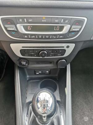 Grey Renault Megane 2015 in Kaunas, with an engine capacity of 1.46 L and mileage of 250 thousand km for 3950 €, photo 15 on AUTOMOTO.COM.LV