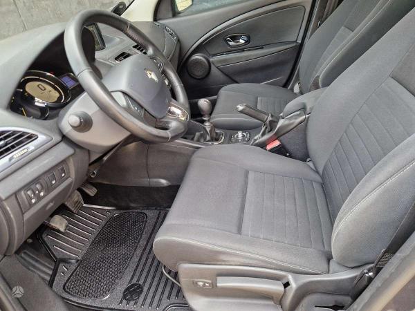 Grey Renault Megane 2015 in Vilnius, with an engine capacity of 1.46 L and mileage of 267 thousand km for 4500 €, photo 9 on AUTOMOTO.COM.LV