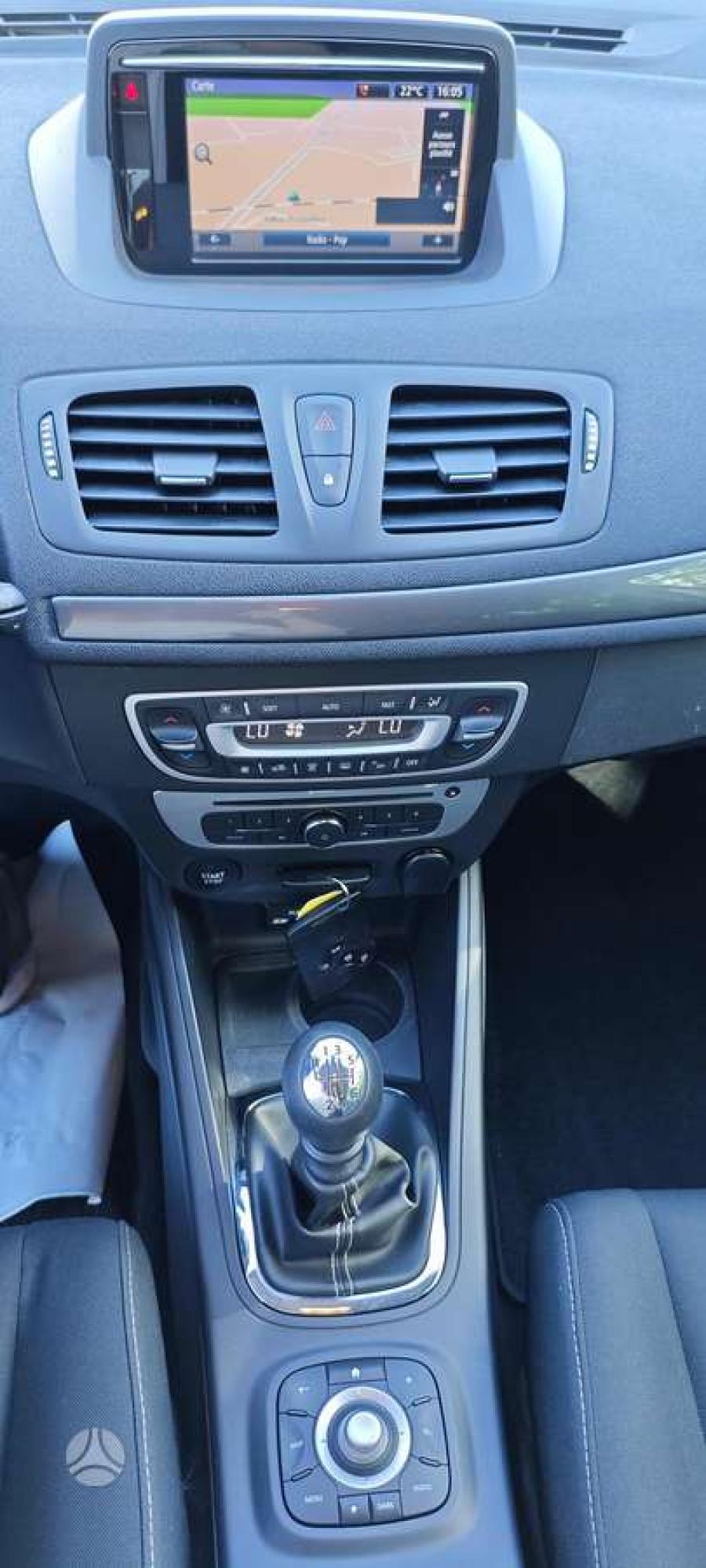 Pelēks Renault Megane 2015 Kauņa, ar dzinēja tilpumu 1.46 L un nobraukumu 230 tūkst. km par 3850 €, foto 16 vietnē AUTOMOTO.COM.LV