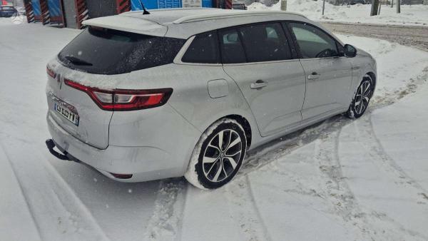 Pelēks Renault Megane 2016 Tauragė, ar dzinēja tilpumu 1.46 L un nobraukumu 204 tūkst. km par 6400 €, foto 7 vietnē AUTOMOTO.COM.LV
