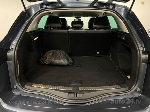 Grey Renault Megane 2016 in Parnu, with an engine capacity of 1.20 L and mileage of 197 thousand km for 8490 €, photo 11 on AUTOMOTO.COM.LV