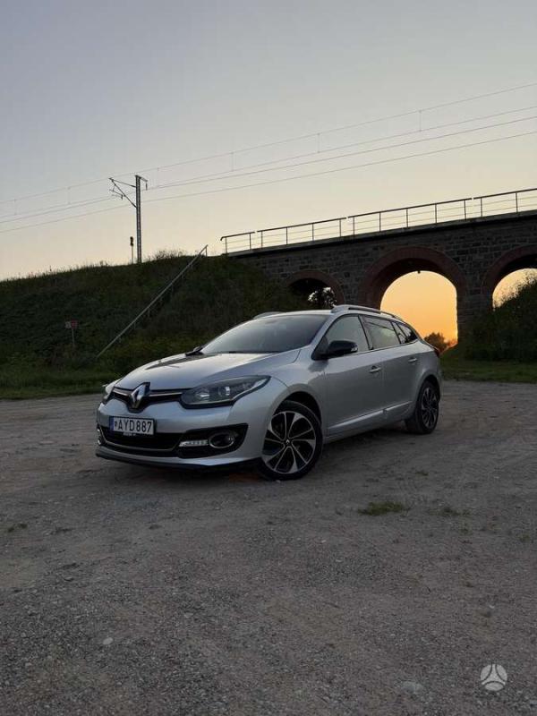 Grey Renault Megane 2016 in Kretinga, with an engine capacity of 1.50 L and mileage of 218 thousand km for 5999 €, photo 1 on AUTOMOTO.COM.LV