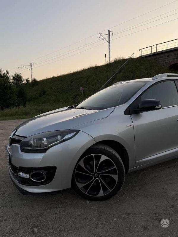 Grey Renault Megane 2016 in Kretinga, with an engine capacity of 1.50 L and mileage of 218 thousand km for 5999 €, photo 5 on AUTOMOTO.COM.LV
