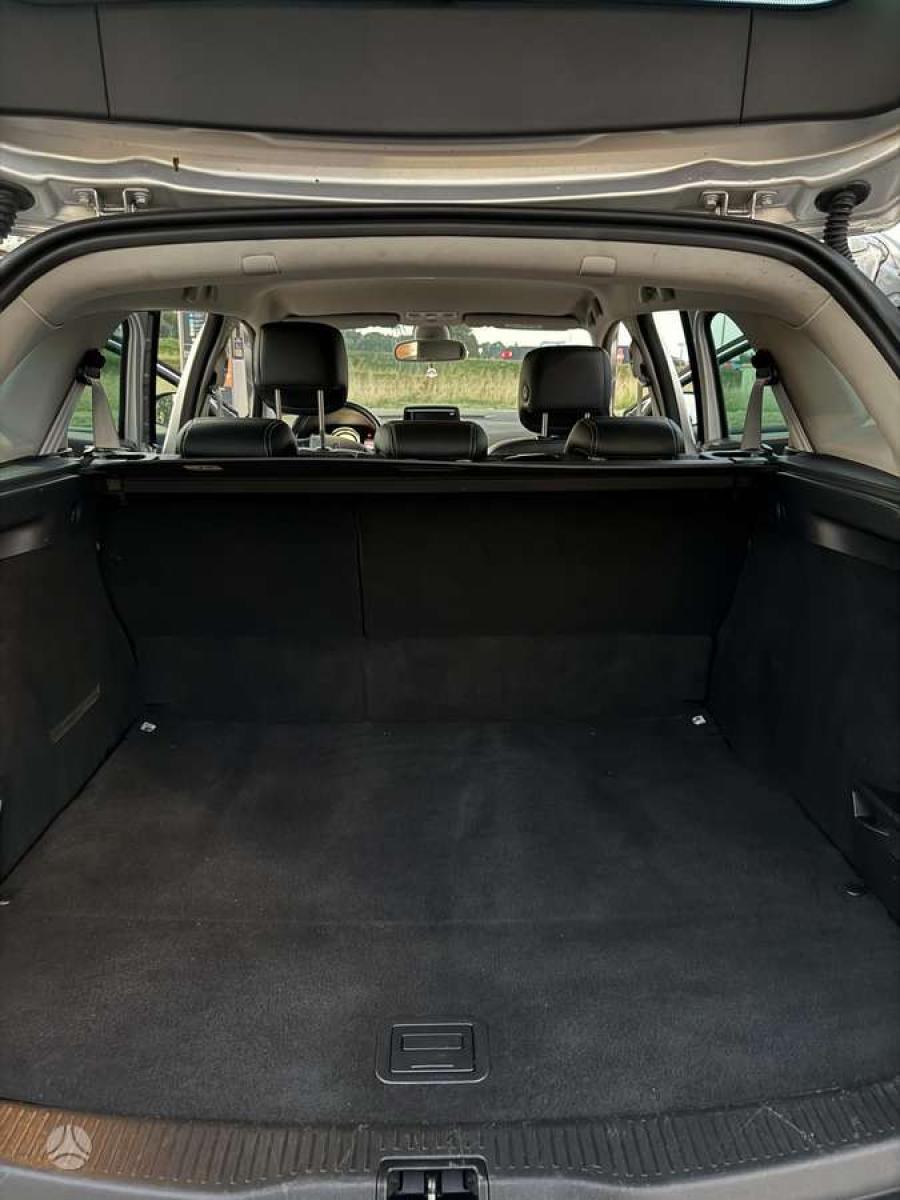 Grey Renault Megane 2016 in Kretinga, with an engine capacity of 1.50 L and mileage of 218 thousand km for 5999 €, photo 17 on AUTOMOTO.COM.LV