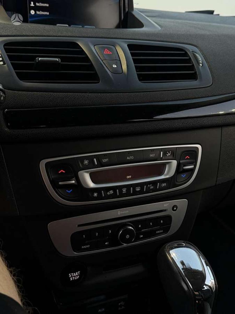 Grey Renault Megane 2016 in Kretinga, with an engine capacity of 1.50 L and mileage of 218 thousand km for 5999 €, photo 18 on AUTOMOTO.COM.LV
