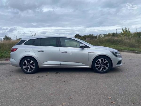 Grey Renault Megane 2016 in Vilnius, with an engine capacity of 1.50 L and mileage of 238 thousand km for 7000 €, photo 6 on AUTOMOTO.COM.LV