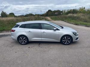 Pelēks Renault Megane 2016 Viļņa, ar dzinēja tilpumu 1.50 L un nobraukumu 238 tūkst. km par 7000 €, foto 8 vietnē AUTOMOTO.COM.LV