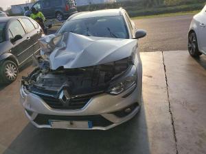 Grey Renault Megane 2017 in Kaunas, with an engine capacity of 1.46 L and mileage of 155 thousand km for 4900 €, photo 2 on AUTOMOTO.COM.LV