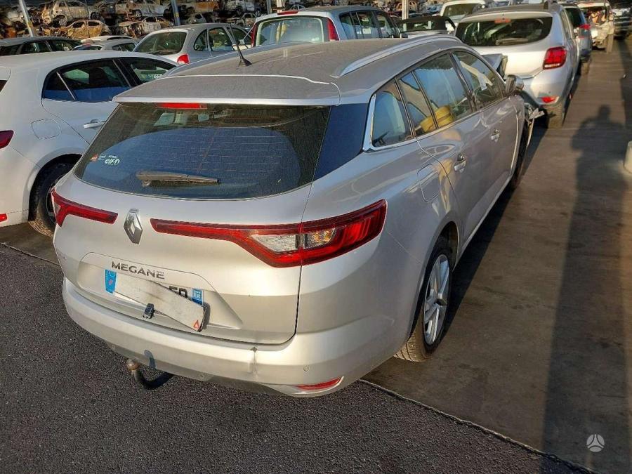 Grey Renault Megane 2017 in Kaunas, with an engine capacity of 1.46 L and mileage of 155 thousand km for 4900 €, photo 4 on AUTOMOTO.COM.LV