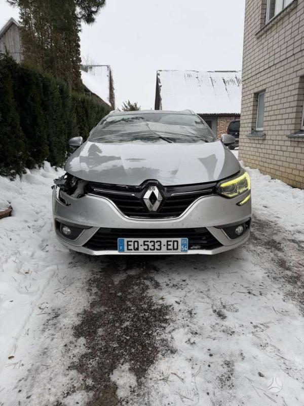 Grey Renault Megane 2017 in Kaunas, with an engine capacity of 1.46 L and mileage of 155 thousand km for 4700 €, photo 6 on AUTOMOTO.COM.LV