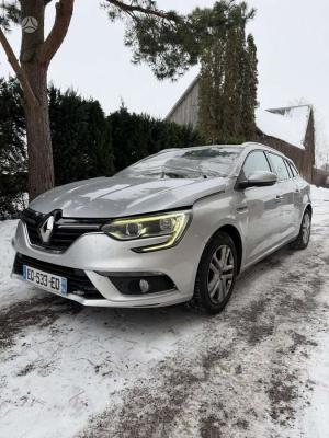 Grey Renault Megane 2017 in Kaunas, with an engine capacity of 1.46 L and mileage of 155 thousand km for 4500 €, photo  on AUTOMOTO.COM.LV