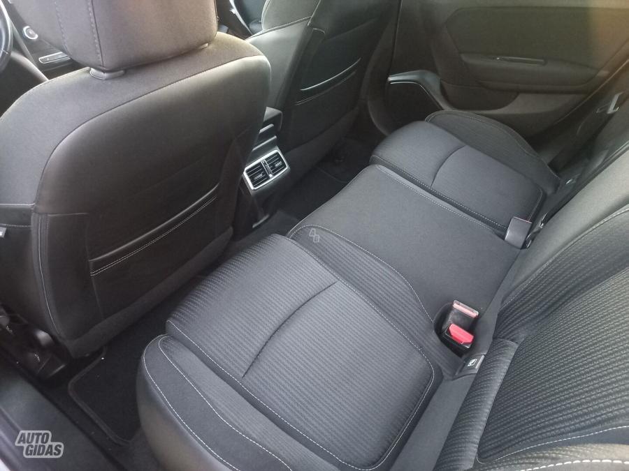Grey Renault Megane 2017 in Klaipeda, with an engine capacity of 1.50 L and mileage of 241 thousand km for 6900 €, photo 7 on AUTOMOTO.COM.LV