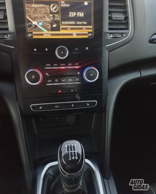 Grey Renault Megane 2017 in Klaipeda, with an engine capacity of 1.50 L and mileage of 241 thousand km for 6900 €, photo 8 on AUTOMOTO.COM.LV