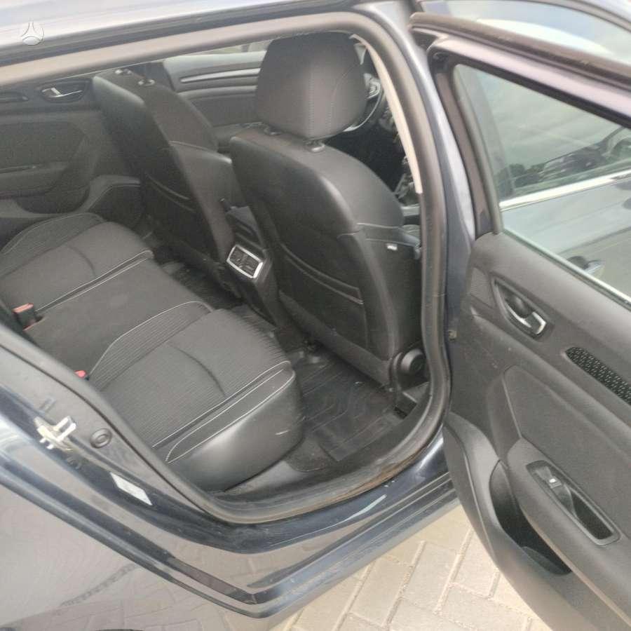Grey Renault Megane 2017 in Taurage, with an engine capacity of 1.46 L and mileage of 260 thousand km for 6200 €, photo 8 on AUTOMOTO.COM.LV