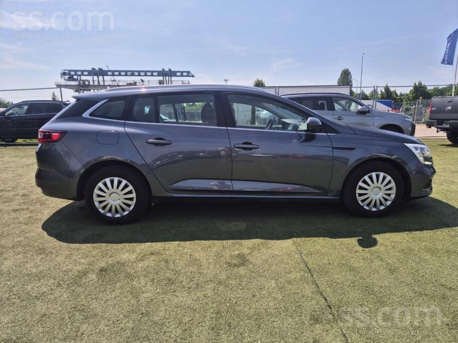 Pelēks Renault Megane 2017 Liepāja, ar dzinēja tilpumu 1.20 L un nobraukumu 142 tūkst. km par 7500 €, foto 5 vietnē AUTOMOTO.COM.LV