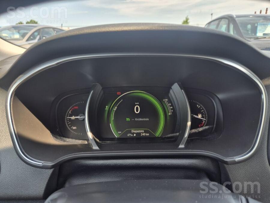 Pelēks Renault Megane 2017 Liepāja, ar dzinēja tilpumu 1.20 L un nobraukumu 142 tūkst. km par 7500 €, foto 12 vietnē AUTOMOTO.COM.LV