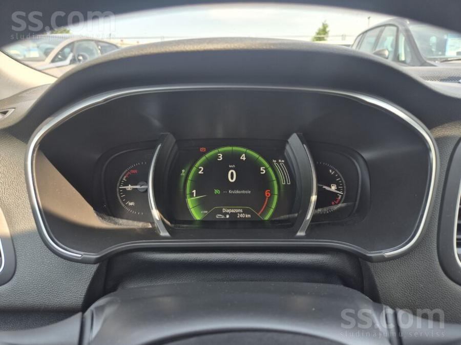 Pelēks Renault Megane 2017 Liepāja, ar dzinēja tilpumu 1.20 L un nobraukumu 142 tūkst. km par 7500 €, foto 13 vietnē AUTOMOTO.COM.LV
