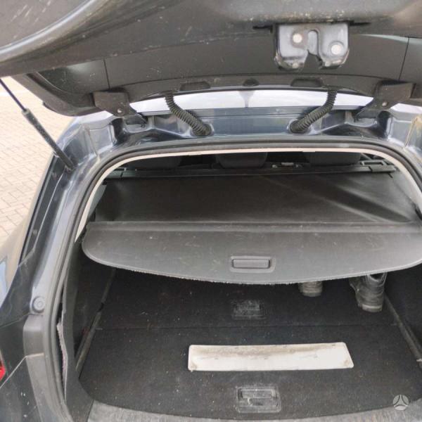 Grey Renault Megane 2017 in Taurage, with an engine capacity of 1.46 L and mileage of 260 thousand km for 5700 €, photo 9 on AUTOMOTO.COM.LV
