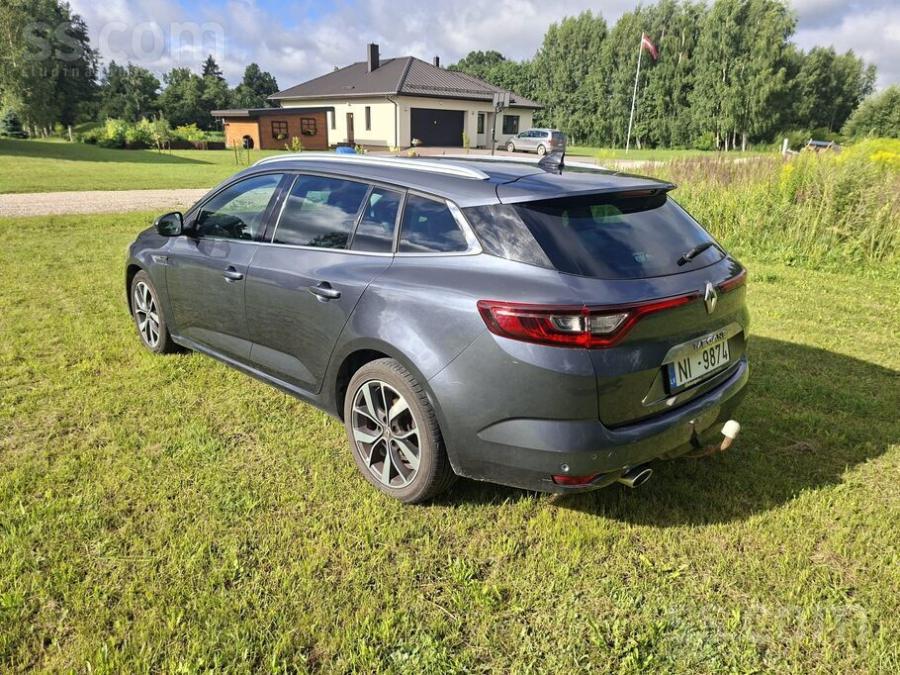 Pelēks Renault Megane 2017 Jelgava, ar dzinēja tilpumu 1.60 L un nobraukumu 244 tūkst. km par 9200 €, foto 4 vietnē AUTOMOTO.COM.LV
