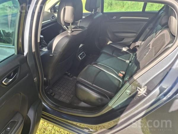 Grey Renault Megane 2017 in Jelgava, with an engine capacity of 1.60 L and mileage of 244 thousand km for 9200 €, photo 6 on AUTOMOTO.COM.LV