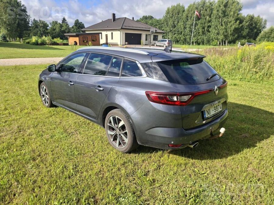 Pelēks Renault Megane 2017 Jelgava, ar dzinēja tilpumu 1.60 L un nobraukumu 244 tūkst. km par 8500 €, foto 15 vietnē AUTOMOTO.COM.LV
