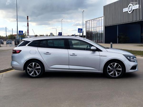 Grey Renault Megane 2018 in Siauliai, with an engine capacity of 1.50 L and mileage of 269 thousand km for 9000 €, photo 7 on AUTOMOTO.COM.LV