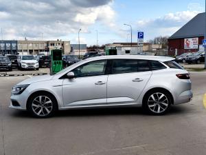 Grey Renault Megane 2018 in Siauliai, with an engine capacity of 1.50 L and mileage of 269 thousand km for 9000 €, photo 9 on AUTOMOTO.COM.LV