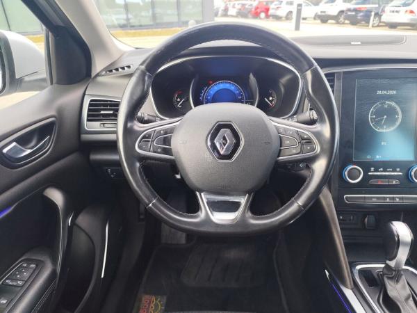 Grey Renault Megane 2018 in Siauliai, with an engine capacity of 1.50 L and mileage of 269 thousand km for 9000 €, photo 10 on AUTOMOTO.COM.LV