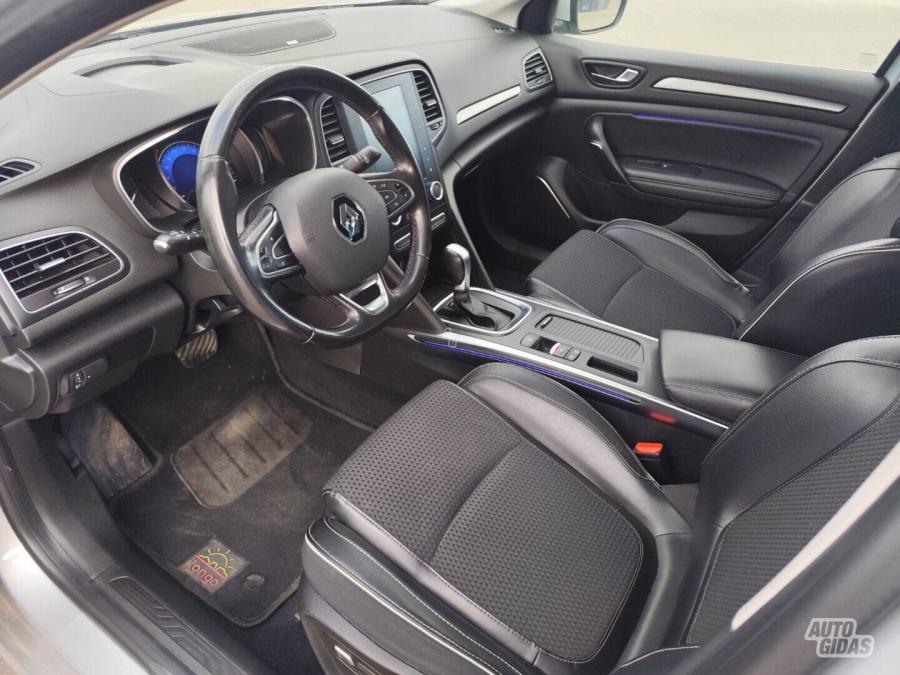 Grey Renault Megane 2018 in Siauliai, with an engine capacity of 1.50 L and mileage of 269 thousand km for 9000 €, photo 12 on AUTOMOTO.COM.LV