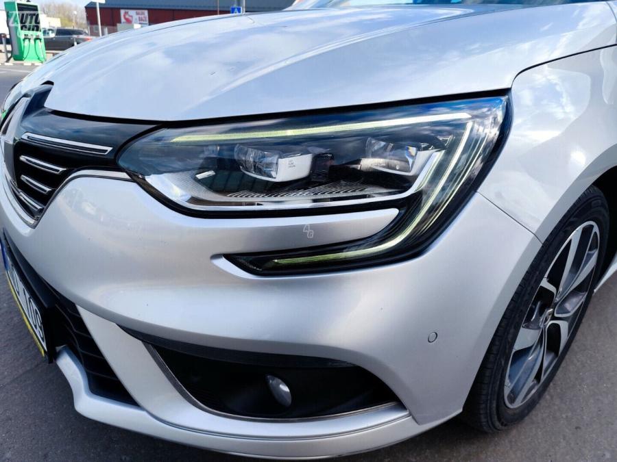 Grey Renault Megane 2018 in Siauliai, with an engine capacity of 1.50 L and mileage of 269 thousand km for 9000 €, photo 24 on AUTOMOTO.COM.LV