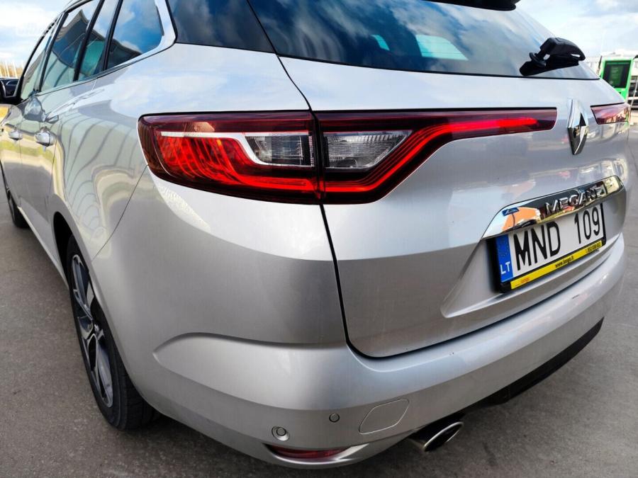 Grey Renault Megane 2018 in Siauliai, with an engine capacity of 1.50 L and mileage of 269 thousand km for 9000 €, photo 25 on AUTOMOTO.COM.LV