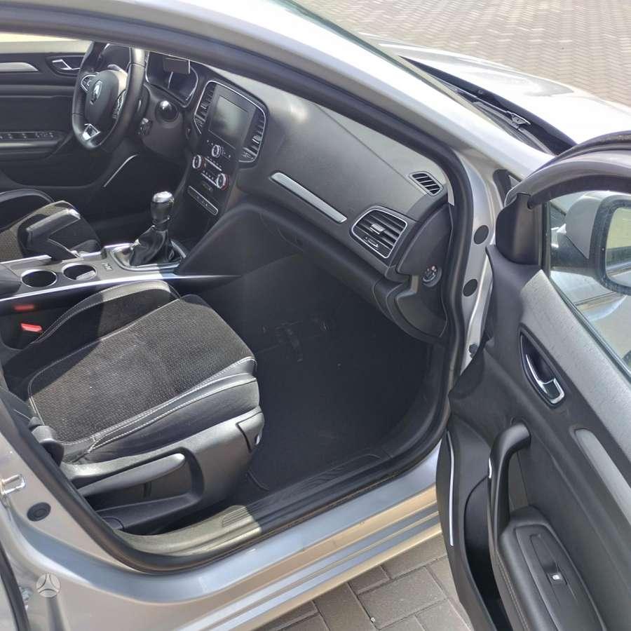 Pelēks Renault Megane 2018 Tauragė, ar dzinēja tilpumu 1.46 L un nobraukumu 212 tūkst. km par 6600 €, foto 7 vietnē AUTOMOTO.COM.LV