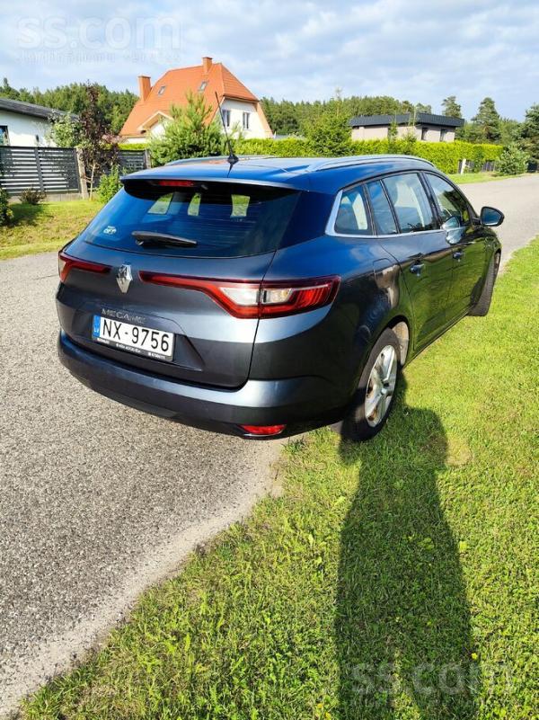 Pelēks Renault Megane 2018 Rīga, ar dzinēja tilpumu 1.50 L un nobraukumu 307 tūkst. km par 6499 €, foto 4 vietnē AUTOMOTO.COM.LV