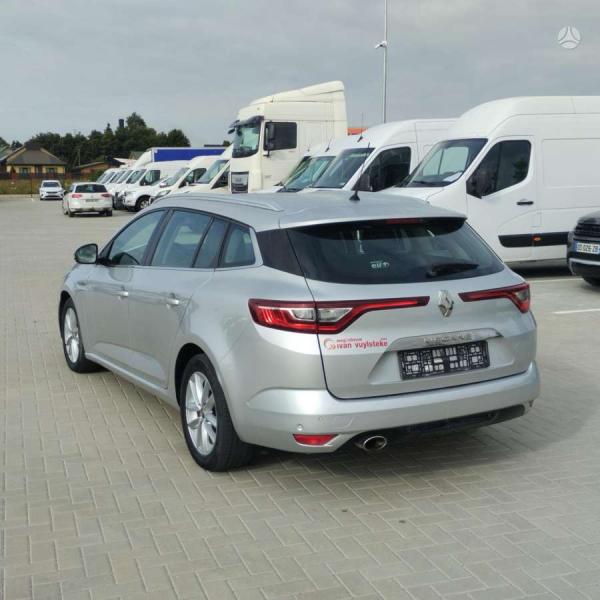 Pelēks Renault Megane 2018 Tauragė, ar dzinēja tilpumu 1.46 L un nobraukumu 212 tūkst. km par 6400 €, foto 4 vietnē AUTOMOTO.COM.LV