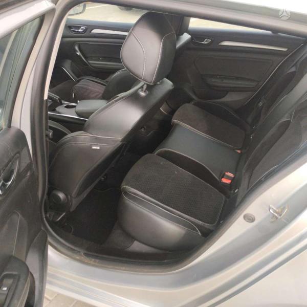 Pelēks Renault Megane 2018 Tauragė, ar dzinēja tilpumu 1.46 L un nobraukumu 212 tūkst. km par 6400 €, foto 10 vietnē AUTOMOTO.COM.LV