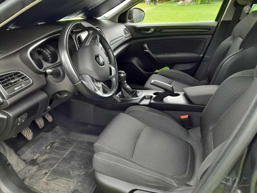 Grey Renault Megane 2018 in Alytus, with an engine capacity of 1.46 L and mileage of 151 thousand km for 7700 €, photo 7 on AUTOMOTO.COM.LV