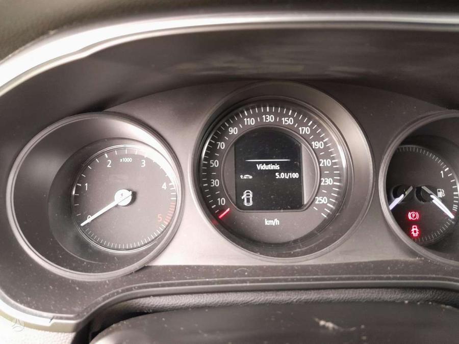 Grey Renault Megane 2018 in Alytus, with an engine capacity of 1.46 L and mileage of 151 thousand km for 7700 €, photo 11 on AUTOMOTO.COM.LV