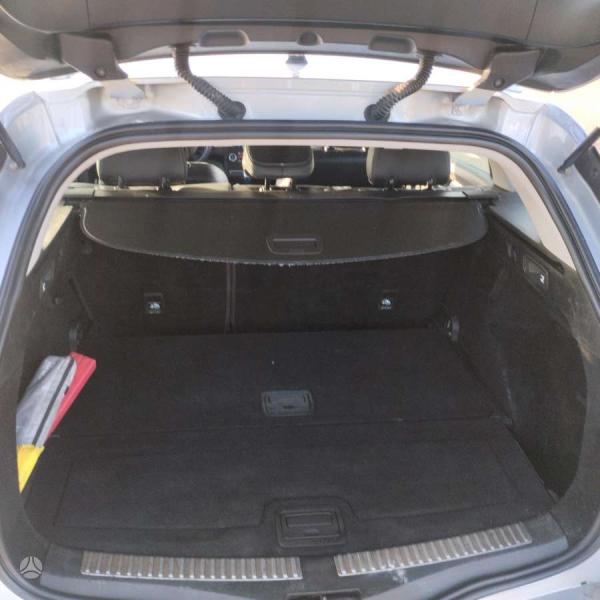 Grey Renault Megane 2018 in Taurage, with an engine capacity of 1.46 L and mileage of 212 thousand km for 6500 €, photo 8 on AUTOMOTO.COM.LV